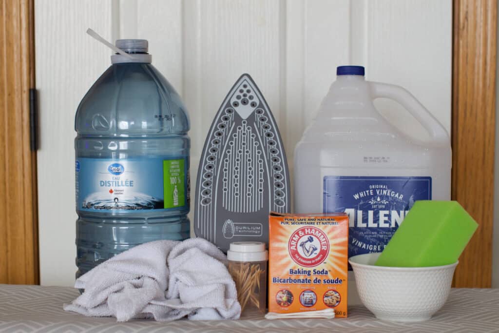 4 Easy Steps to Clean an Iron - House Work